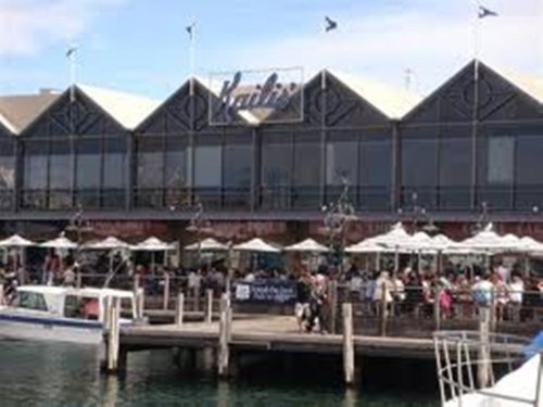 Front-view-of-Kailis-Fish-Market-Cafe--Fremantle
